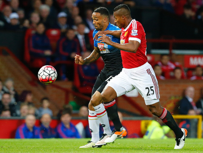 포토 > 맨유, 이번 시즌 EPL 5위로 마감 `유로파리그 진출` - 이데일리