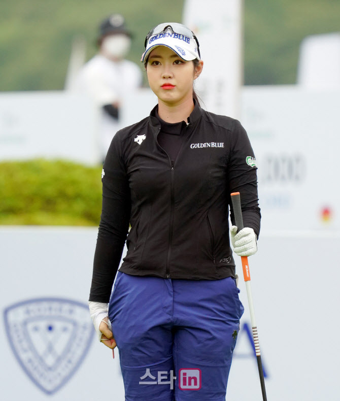 포토 > KLPGA 'DB그룹 제35회 한국여자오픈 골프선수권대회' - 이데일리
