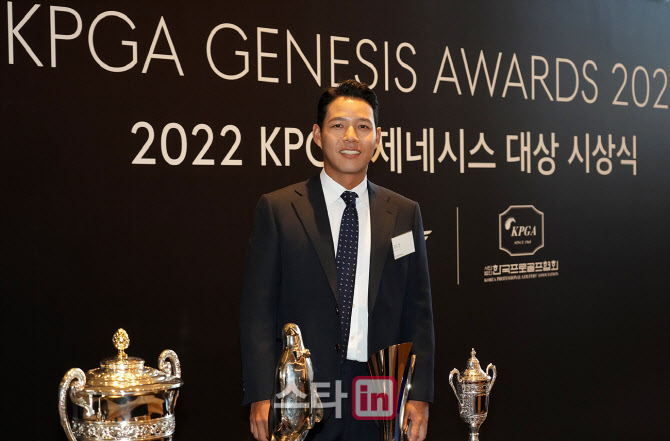 포토 > 2022 KPGA 제네시스 대상시상식 - 이데일리