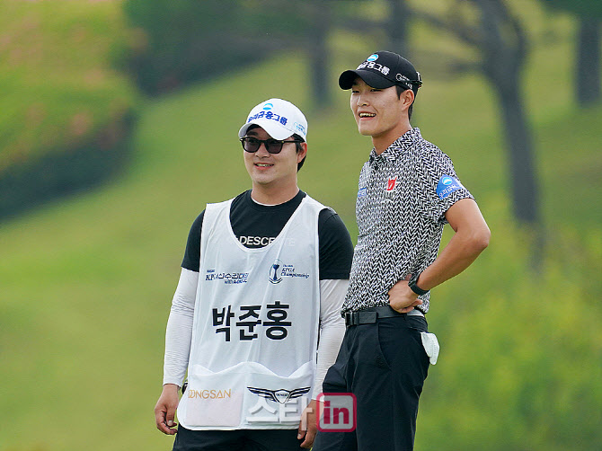 포토 > 제66회 KPGA 선수권대회 with A-ONE CC 3R - 이데일리