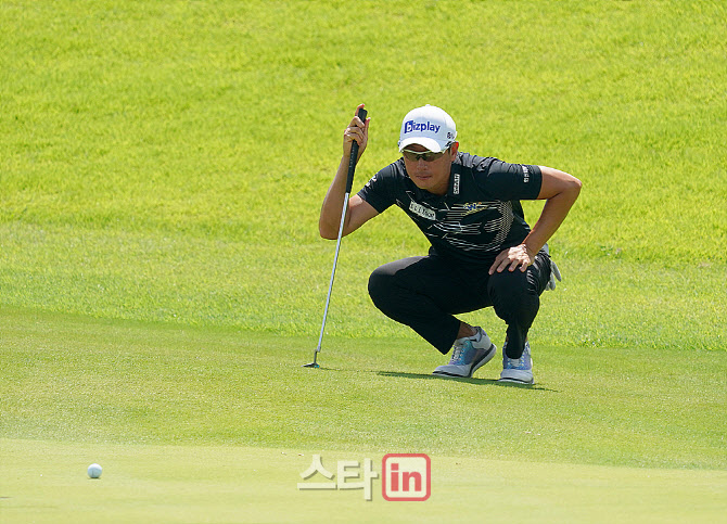 포토 > KPGA 군산CC 오픈- 3R - 이데일리