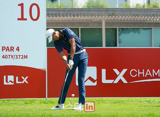 포토 > KPGA 코리안투어 'LX 챔피언십 -2R - 이데일리