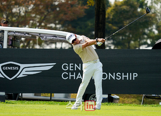 포토 > KPGA 제네시스 챔피언십-1R - 이데일리