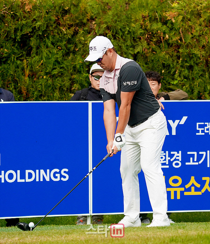 포토 > KPGA 코리안투어 골프존-도레이 오픈 - 3R - 이데일리