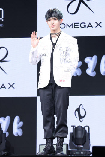 포토 > 오메가엑스, iykyk(if you know, you know) 쇼케이스 - 이데일리