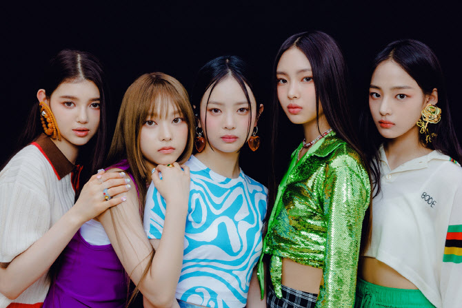 잘 나가는 뉴진스, 광고계 새 아이콘