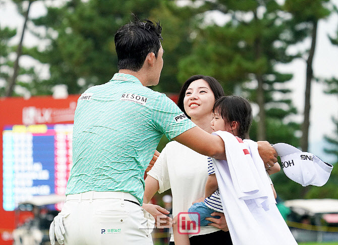 포토 > KPGA 코리안투어 'LX 챔피언십 최종R - 이데일리